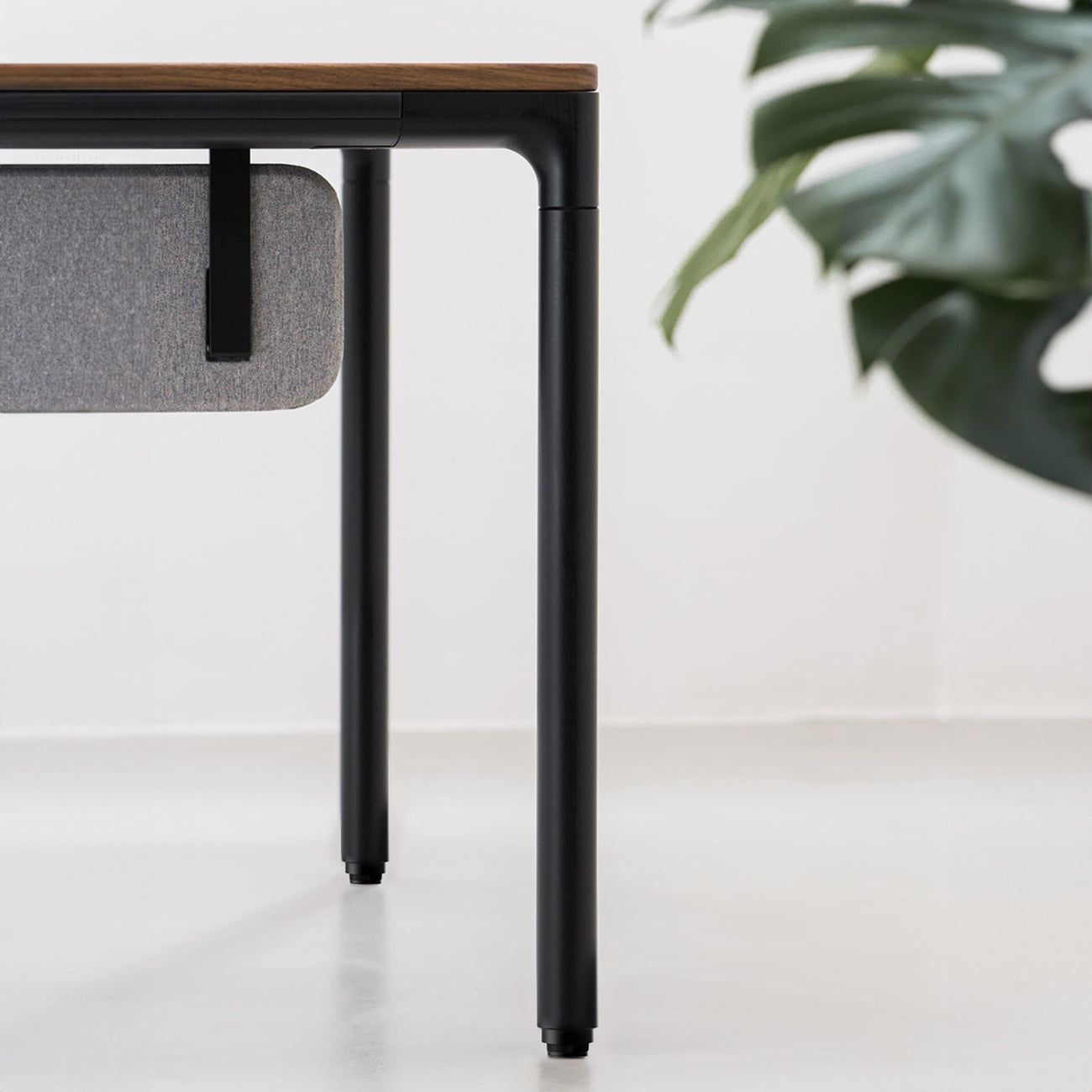 Adjustable Desk Legs | Premium Stability & Design | Beflo – beflo